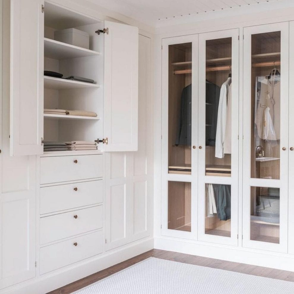 Closet com portas: vantagens e +40 ideias excelentes! - Dicas Decor