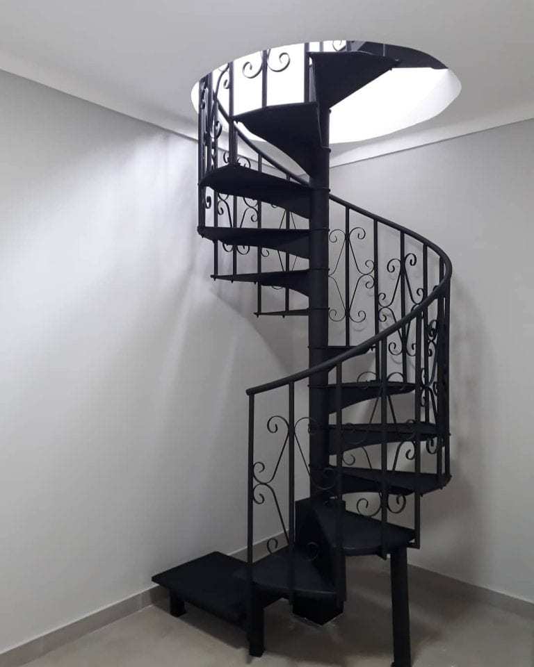 Escada Caracol: medidas e +50 inspirações e dicas! - Dicas Decor Escada Caracol: medidas e +50 inspirações e dicas! - Dicas Decor