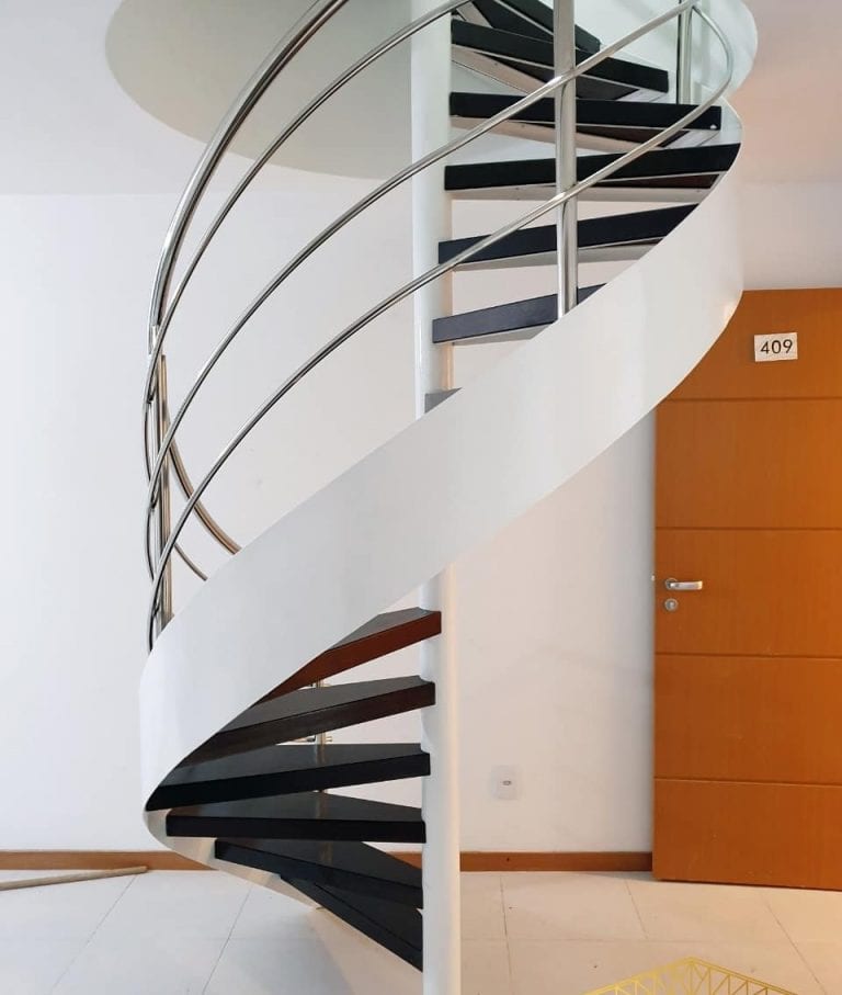 Escada Caracol: medidas e +50 inspirações e dicas! - Dicas Decor Escada Caracol: medidas e +50 inspirações e dicas! - Dicas Decor