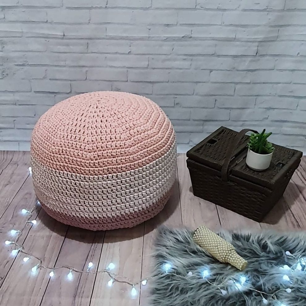 Puff de Crochê: tutoriais, como limpar e 45 modelos! - Dicas Decor