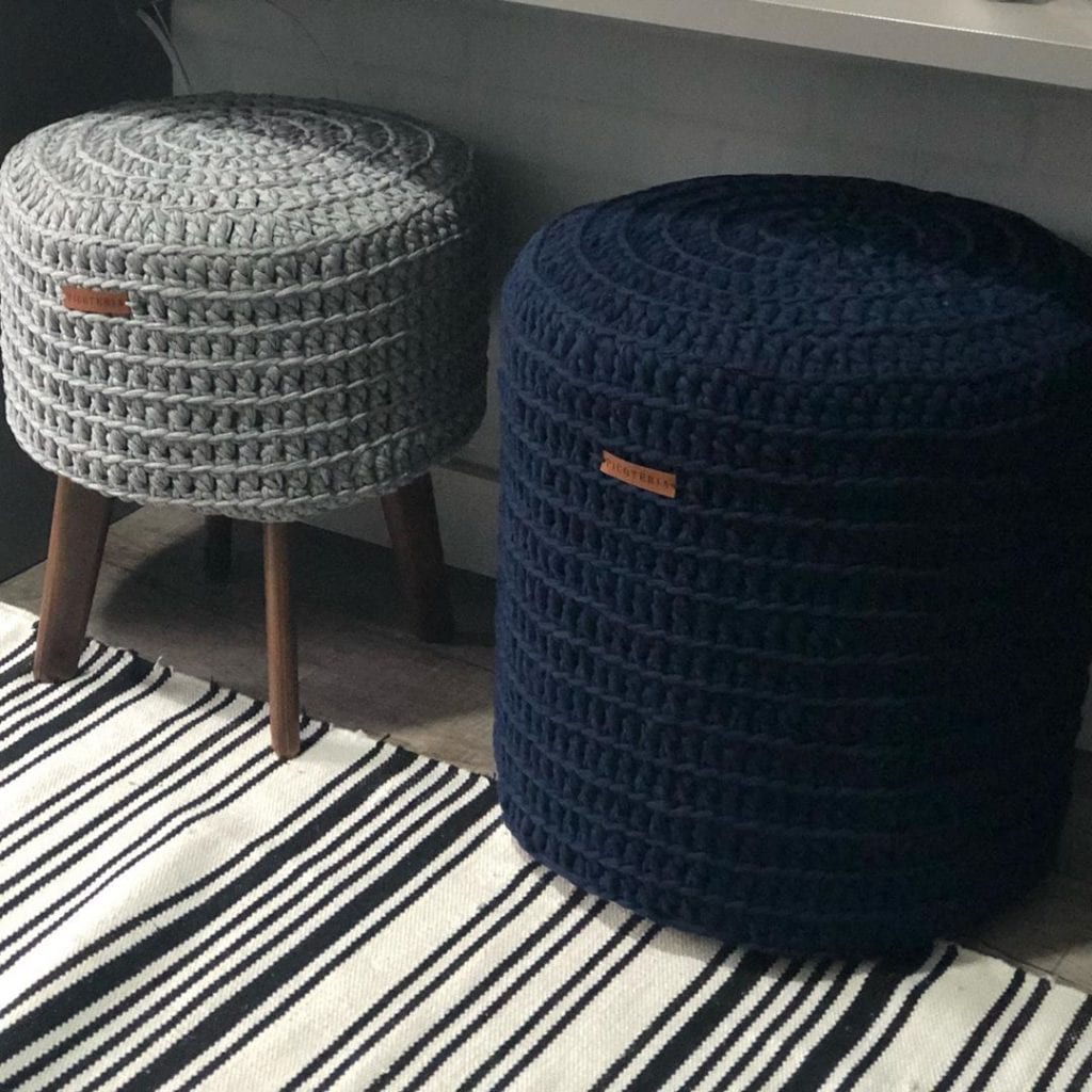 Puff de Crochê: tutoriais, como limpar e 45 modelos! - Dicas Decor