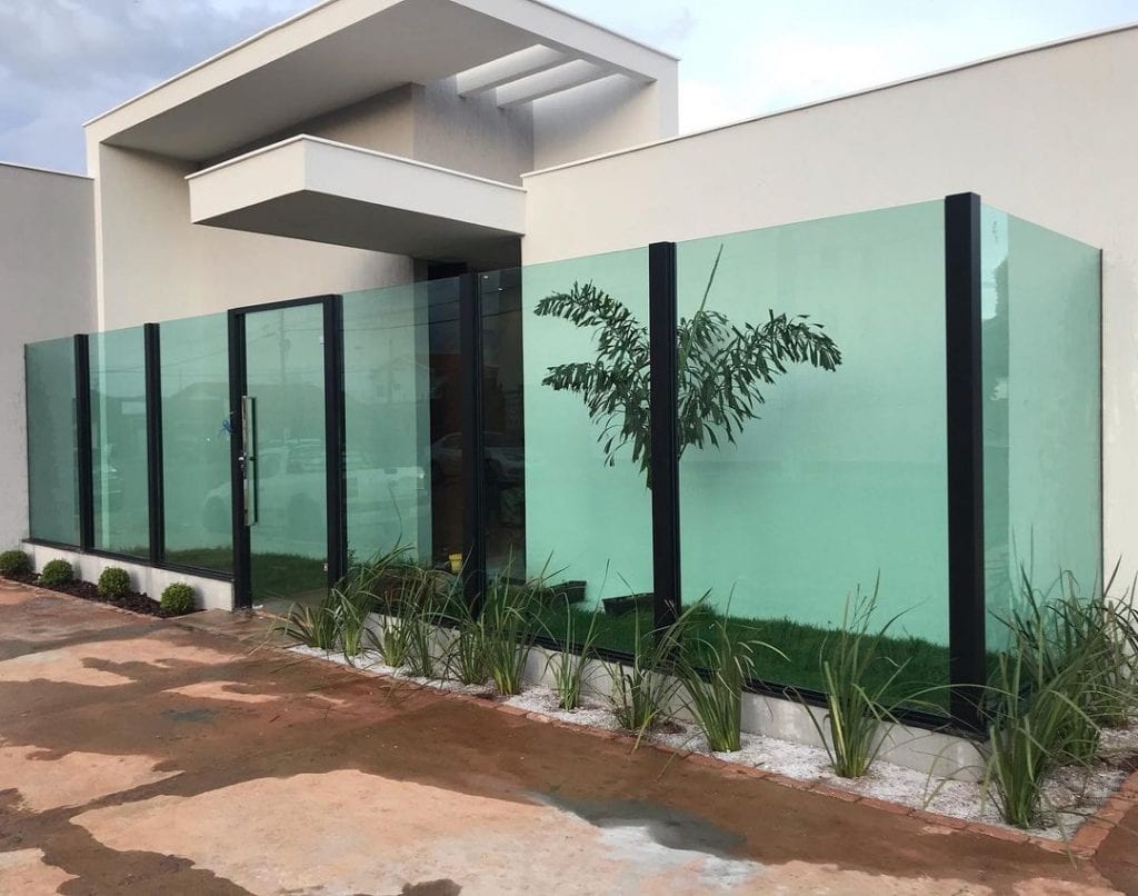 Muro de Vidro: 40 imagens para te inspirar! - Dicas Decor