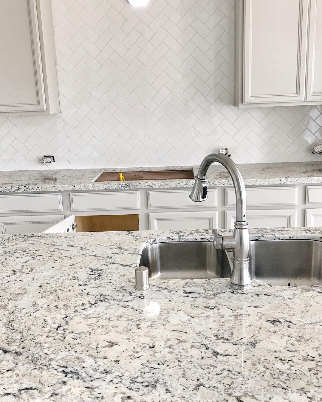 Granito Azul: Conheça os Tipos e 14 Lindas Inspirações - Dicas Decor